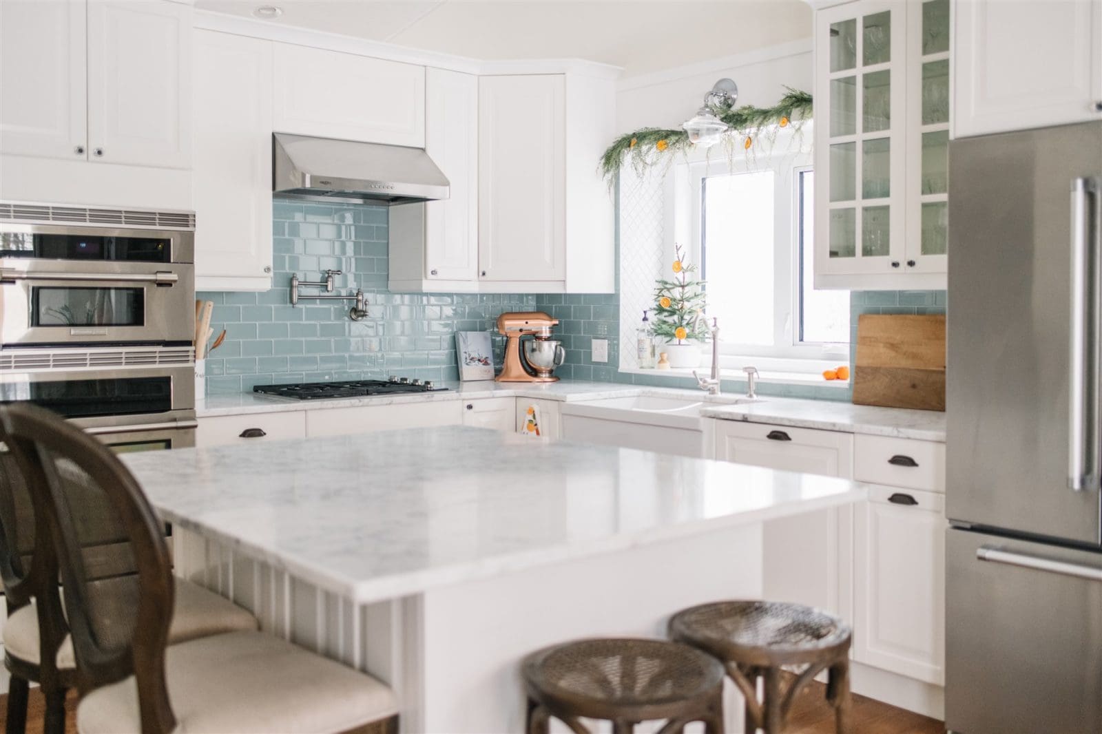 The Best Ways To Organize A Small Kitchen - The Ginger Home