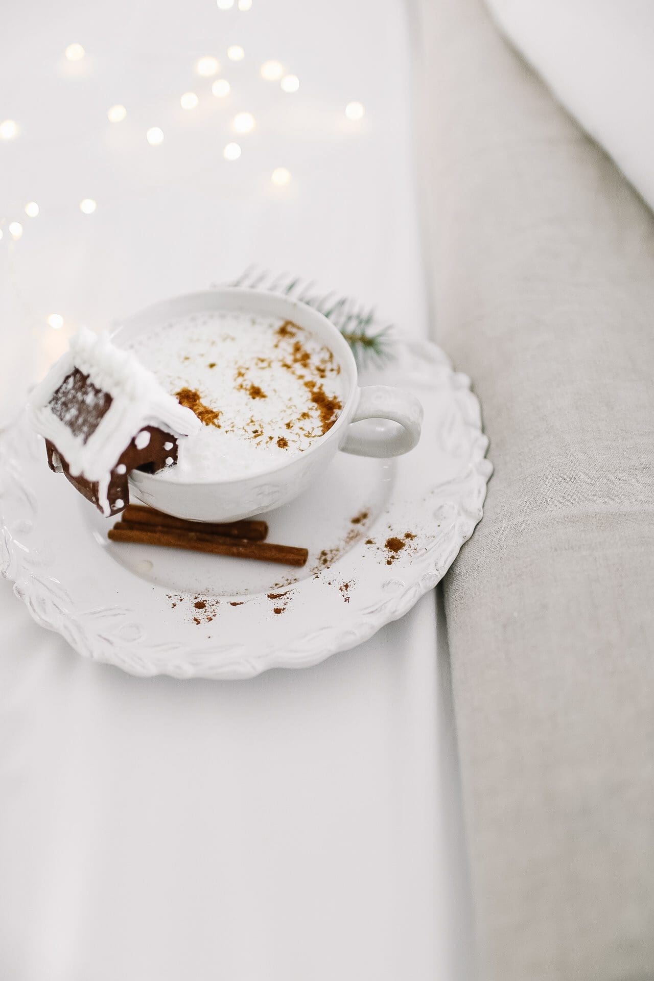 How to Make Mini Gingerbread House Mug Hugger Cookies - The Ginger Home