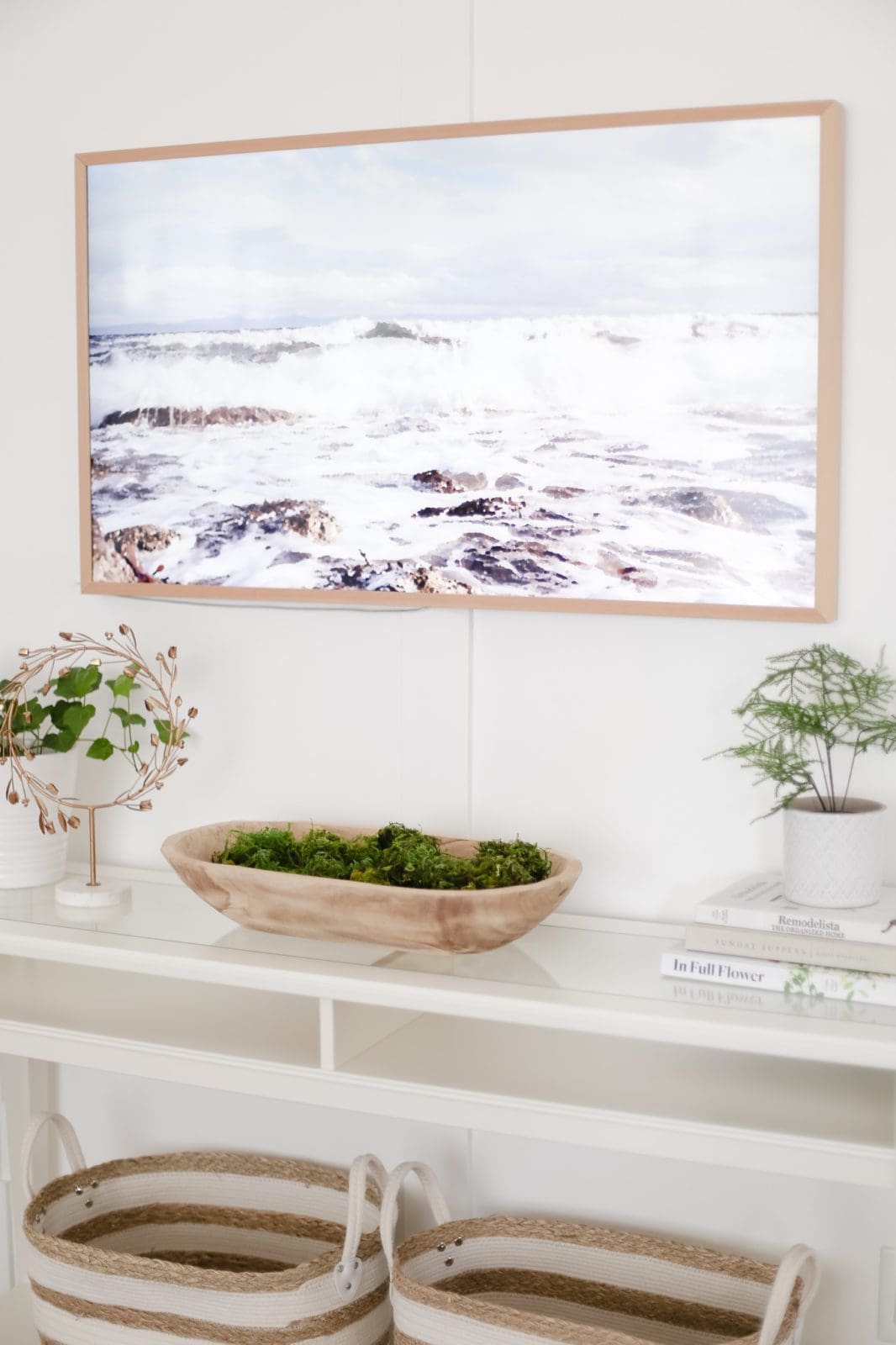 How to Add Art to Your TV + 3 Free Art Prints - The Ginger Home